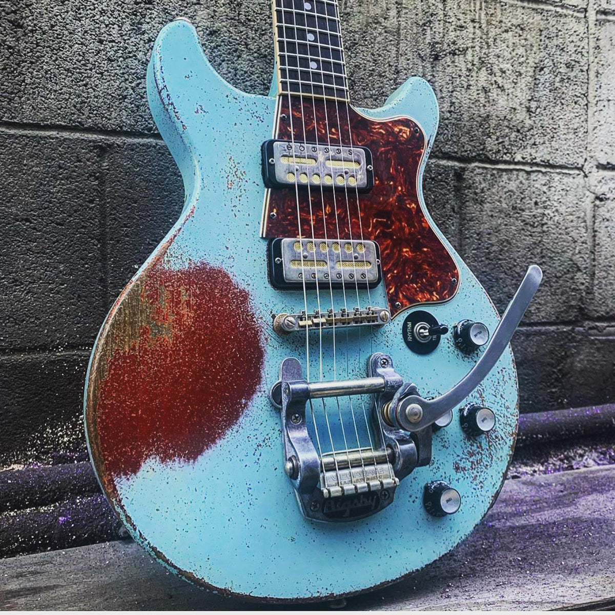 Rock N Roll Relics – Nystrum Guitars